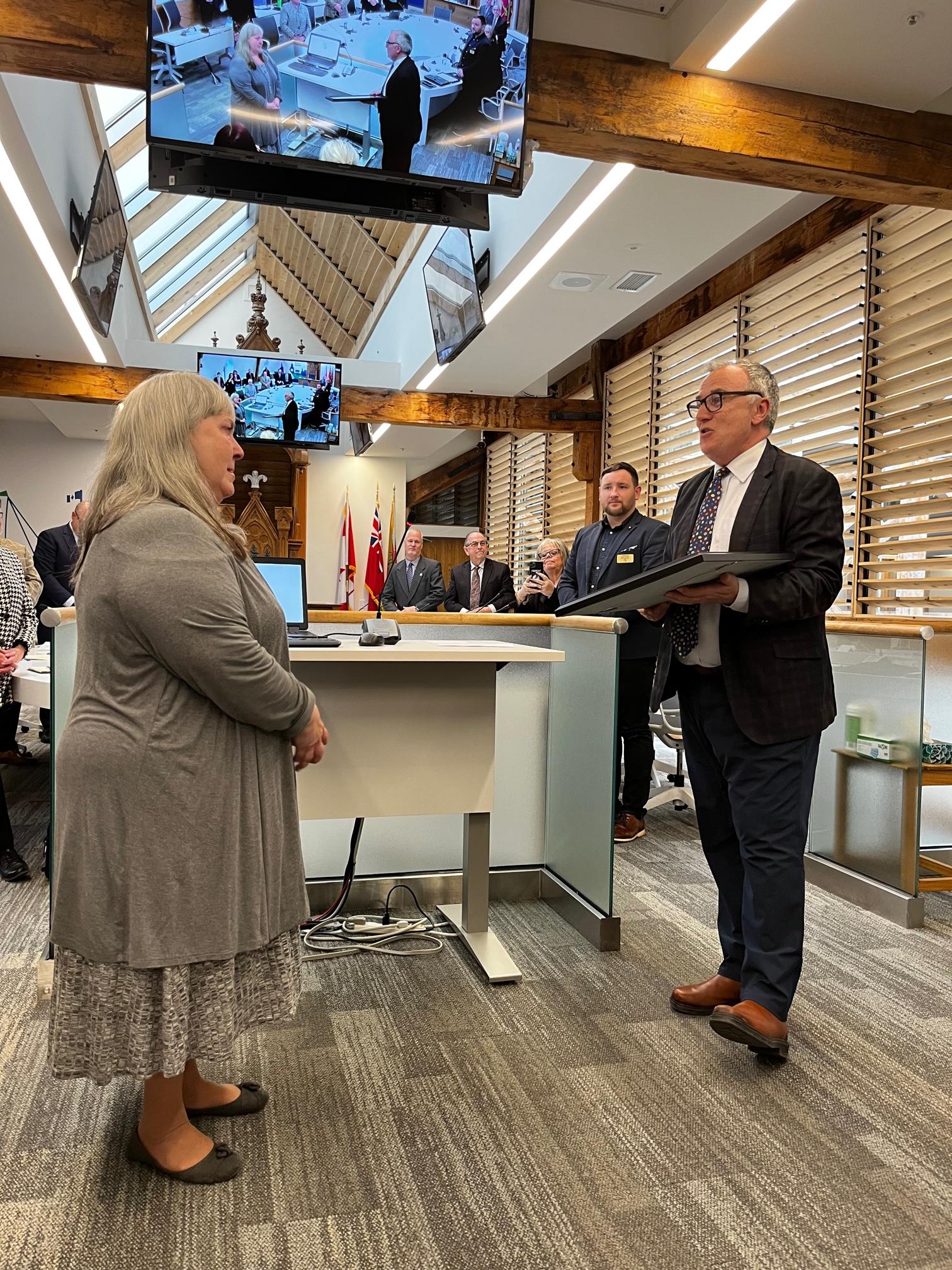 Susan Walsh receives key to the city | Quinte News