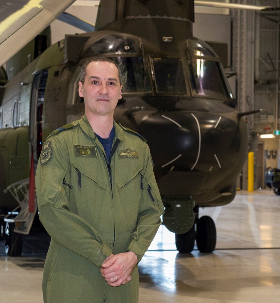 RCAF identifies members killed in helicopter crash near Petawawa ...